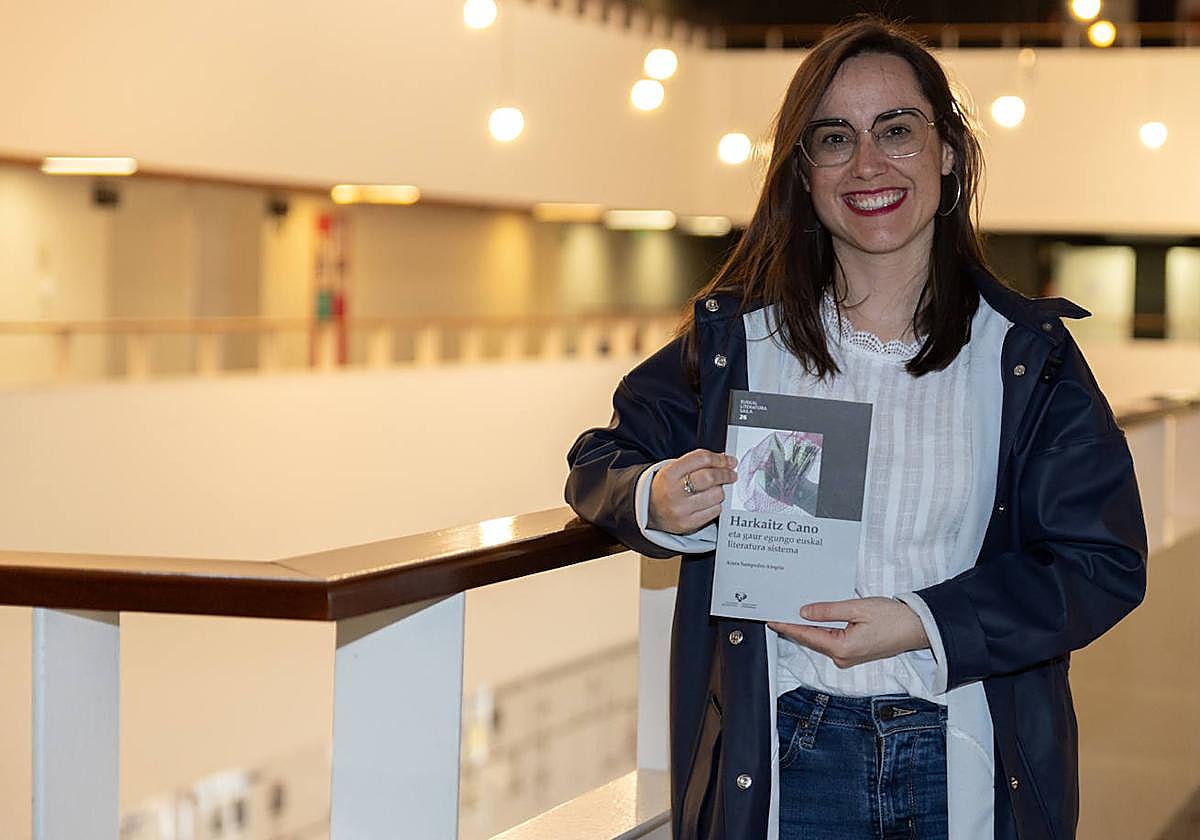 Harkaitz Canok euskal literaturan egindako ibilbidea ulertzeko liburua | El Diario Vasco